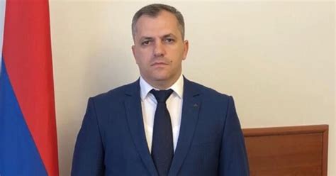 Ասում են՝ Արցախի նախագահը դղյակներ ու բիզնեսներ ունի բայց ես ապրում եմ 60 քմ բնակարանում՝ իմ 5