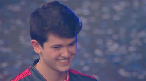 Kyle Giersdorf Wins Fortnite World Cup At 16 Collects 3 Million