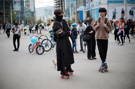 ФОТО Дэлхийн 30 орны 20 мянган хүн гүйж буй УБ МАРАФОН 2023