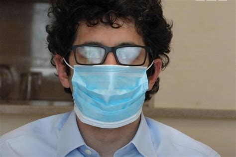 How To Wear A Face Mask Without Fogging Up Your Glasses