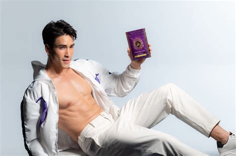 หล่อเกินต้าน “ณเดชน์” แซ่บ ถอดเสื้อ โชว์ซิกซ์แพ็ก รับบทพรีเซ็นเตอร์คนใหม่ แบรนด์สุขภาพ โบต้า