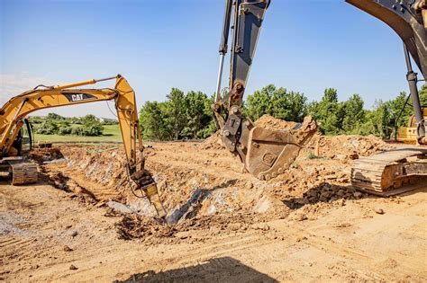 Cma Rockbreaker Hydraulic Hoe Ram Handw Construction Company Inc