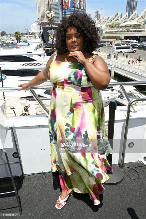 Danielle Pinnocks Feet