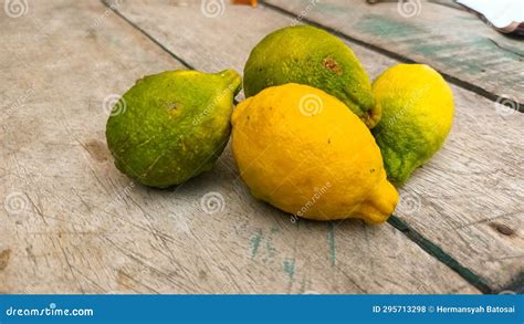 Lemons Have Many Health Benefits Stock Photo Image Of Health Lemons