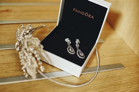 무료 사진 귀걸이 보석 보석 럭셔리 상자 액세서리 실버 골드 백 금 아름 다운