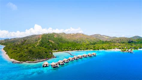 Top 5 Overwater Bungalows In Fiji