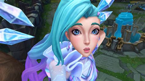Pov Giantess Seraphine Caught You Peeking By Sizeablehug On Deviantart