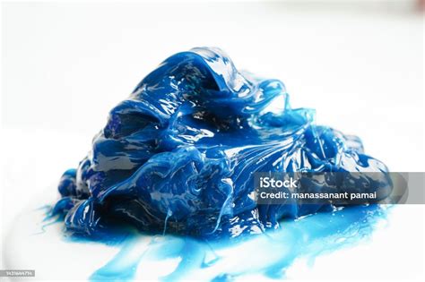 그리스 블루 프리미엄 품질의 합성 리튬 복합 그리스 고온 및 자동차 및 산업용 기계 윤활 윤활에 대한 스톡 사진 및 기타 이미지