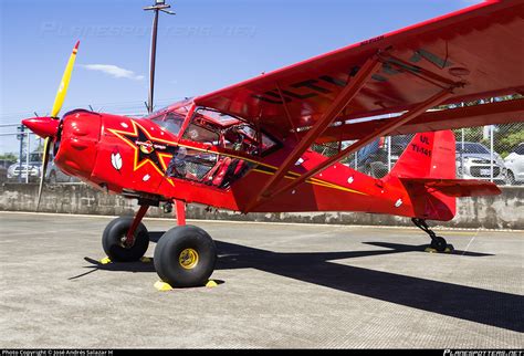 Ulti 141 Private Skystar Kitfox Model 4 1200 Photo By José Andrés