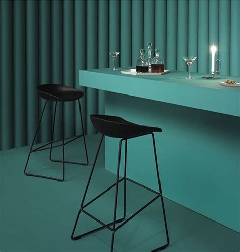 ბარის სკამიbar Chair • Needshopge