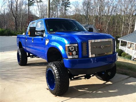 Pin By Em On All Things Country Related Cool Trucks Trucks Diesel