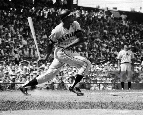 San Francisco Giants Batter Willie Mccovey Takes Off For First Base