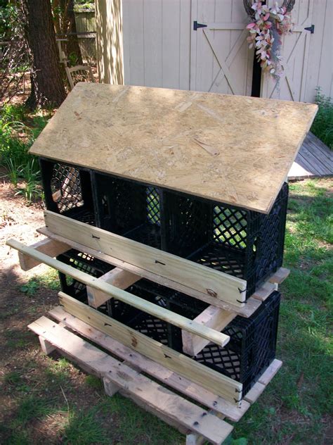 20 Easy Cheap DIY Chicken Nesting Boxes