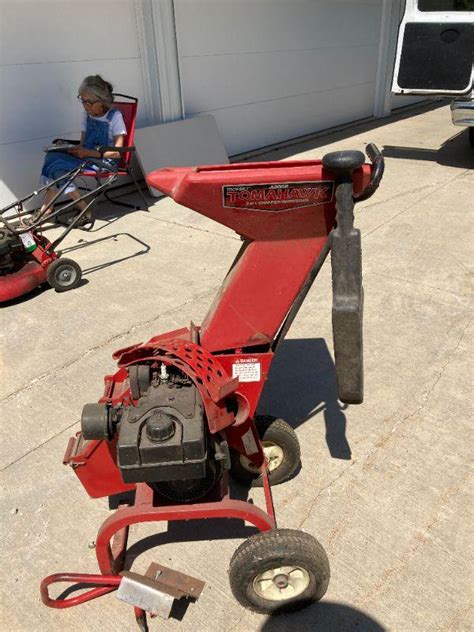 Troybilt Tomahawk Jr Chipper Spreader