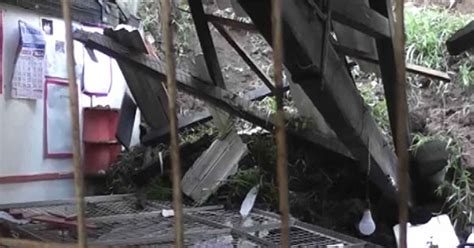 பிரபல பாடசாலையில் இடிந்து வீழ்ந்த தடுப்பு சுவர்