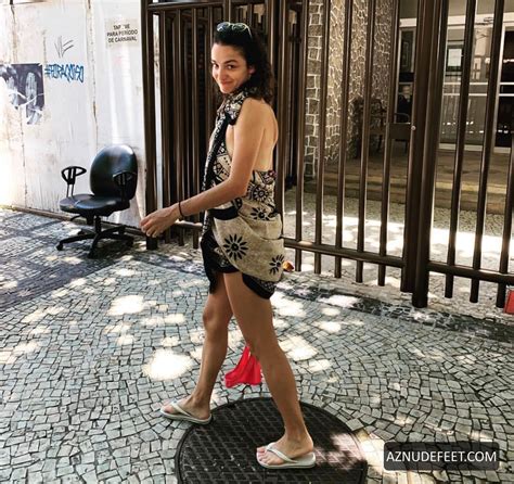 Pauline Bression Feet Aznudefeet