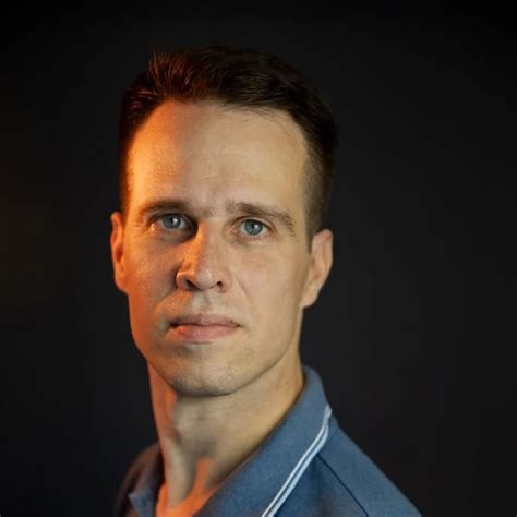 Я тоже когда то работал бортпроводником и у меня была похожая история