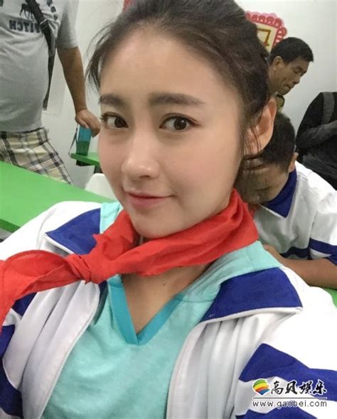陈翔六点半签约艺人腿腿去世 新闻资讯 高贝娱乐