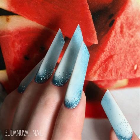 Голубой маникюр Ногти тиффани Дизайнерские ногти Ногти