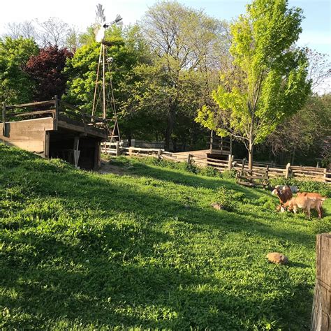Riverdale Farm Triphock