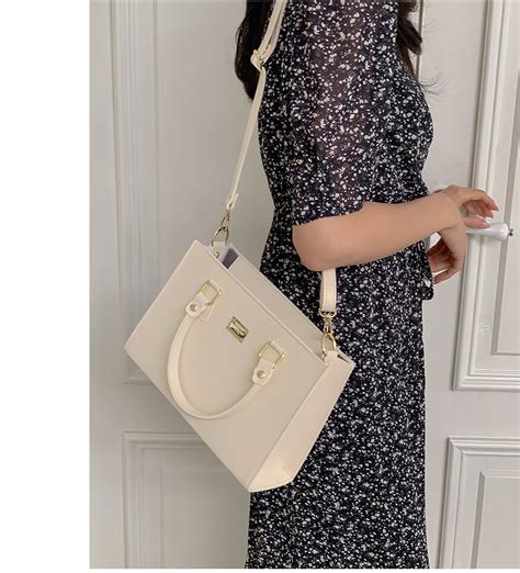 에이어패럴 2size특가 데일리 미니 스퀘어 크로스 토트 숄더백 가죽 스트랩 벚꽃 하객 룩 가방 핸드백 Ab018