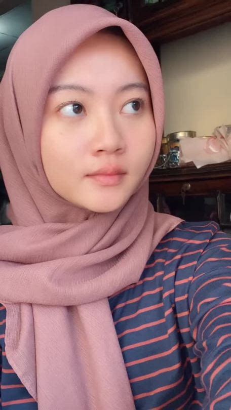 Rezeki Mlm Ni Adik Ipar Tido Kat Rumah Tgk Dlm Tumbex