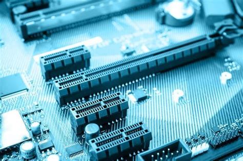 Tektronix Introduces Industry First PCI EXPRESS Base Transmitter Solution Tektronix