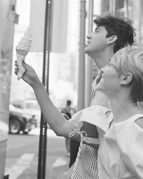 AnnaSophia Robb and Fiancé Trevor Paul Share a Courthouse Kiss