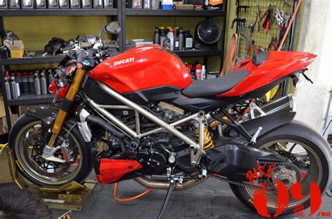 두카티 스트리트파이터s 오토바이 브렘보 19rcs 16rcs 카본파츠 장착 튜닝 대구 바이크09 네이버 블로그