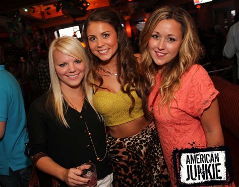 American Junkie Sexy Raging Fridays With Djs Circle And Earth Nightlife