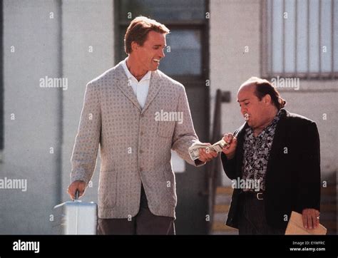 Danny Devito Twins Hi Res Stock Photography And Images Alamy