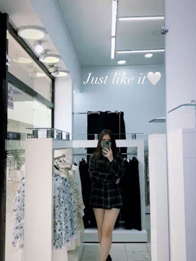 Tais Ti Stripchat Webcam Model Profile And Free Live Sex Show