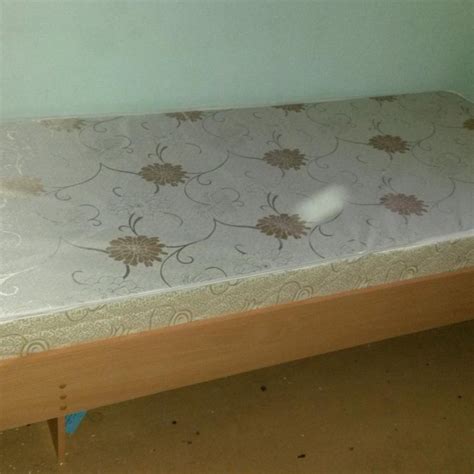 Кровать деревянная 1900 х 800 мм с матрасом купить в Москве цена 3 800 руб дата размещения