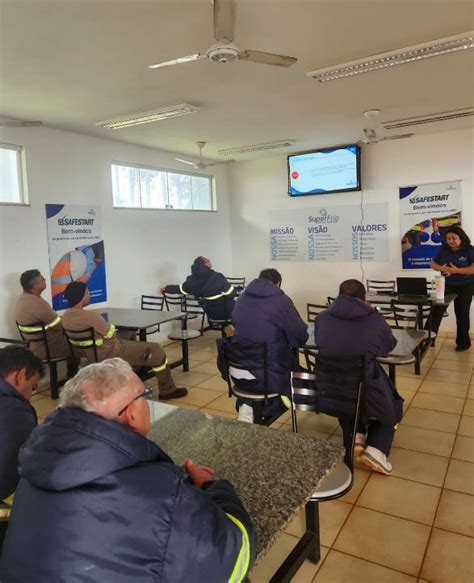 Hoje Fizemos Nosso Treinamento De Qualidade Aqui Em Cgd Com Todo Nosso