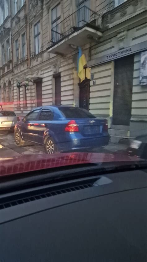 У Львові водії знімають номерні знаки Четверта студія