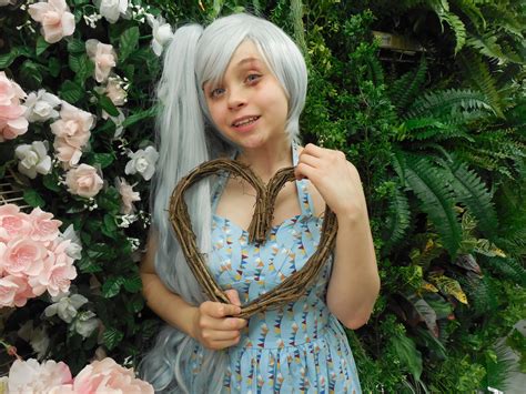 Weiss Falls In Love During The Summer R RWBY