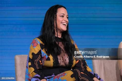 Sara Tomko Photos And Premium High Res Pictures Getty Images