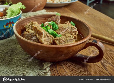 Siga Wot Spiced Beef Stew Ethiopian Eritrean Stew Curry Stock Photo By Fanfon 367473882