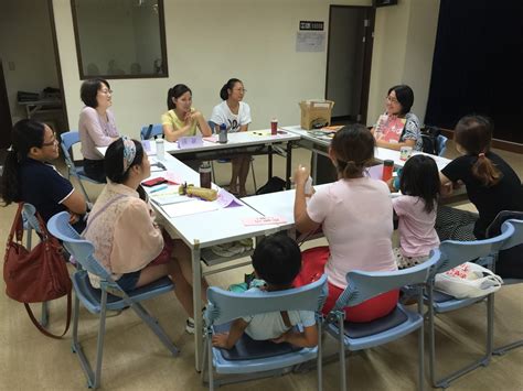 燦爛笑容的向日葵女孩 20160604 台北市新移民中心故事志工培訓—寶貝情緒停看聽
