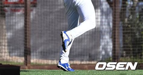 [사진]투창 훈련하는 야아모토 요시노부 조선비즈