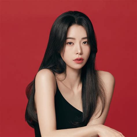 Lee Do Hyun And Lim Ji Yeon S Hot Photoshoots Have Us Hoping For A Couple Shoot Koreaboo