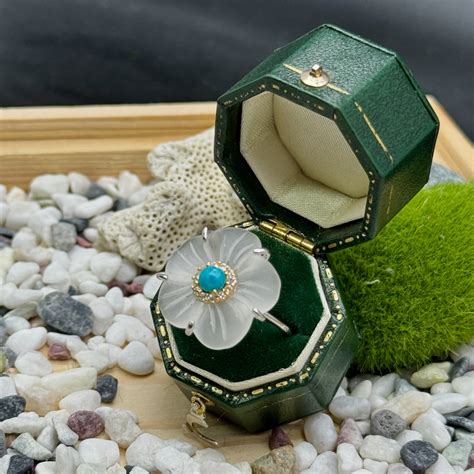 고양이네 원석 상점 루틸쿼츠레빗헤어루틸쿼츠수정쿼츠원석원석목걸이천연원석그레이회색보석희귀석 Instagram