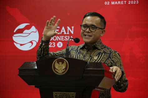 Hore Honorer Diangkat Seluruhnya Menjadi Salah Satu Opsi Penataan