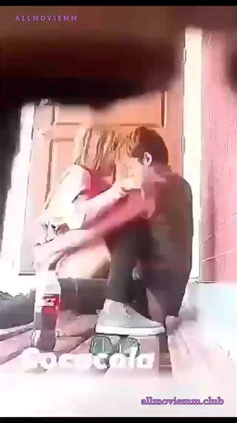 ရေချိုးချောင်းရိုက် ၉ Myanmar Sex Story