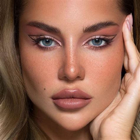 Anesthesia Anesthetic Mar Blue Colored Contact Lenses