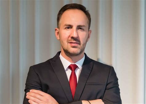 ТРАНСФОРМАТИВНО ИНВЕСТИРАЊЕ Теодор Тодоровски за првата година на P2p Mk Teodor Todorovski