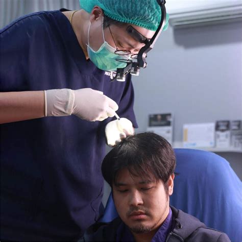 คุณเติ้ล ตะวัน จารุจินดา ผู้จัดฯและผู้กำกับ Maxhair