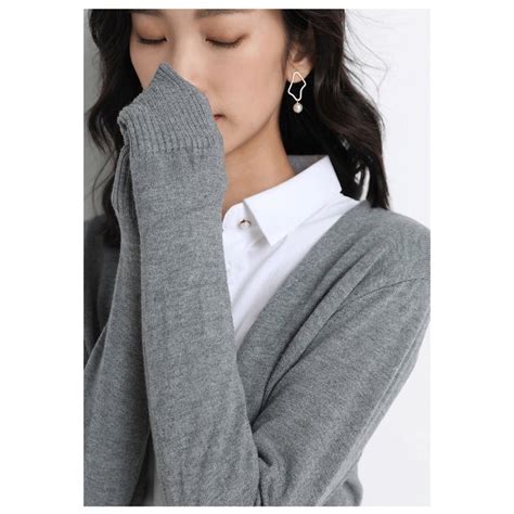 Over Rose มีไซส์ พร้อมส่ง คาร์ดิแกน แขนยาว เสื้อคลุมไหมพรม กันหนาว คอv ผู้ชาย ผู้หญิง สาวอวบ