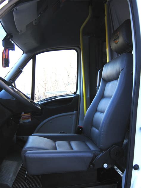 подлокотник на водительское кресло ИВЕКО часть2 — Iveco Daily (5G), 3 л ...
