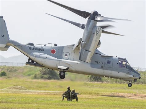 黒羽 on Twitter 本日の相浦はオスプレイも登場 水陸機動団創隊5周年相浦駐屯地創立68周年記念行事